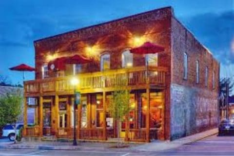 Dining | Downtown Ellijay
